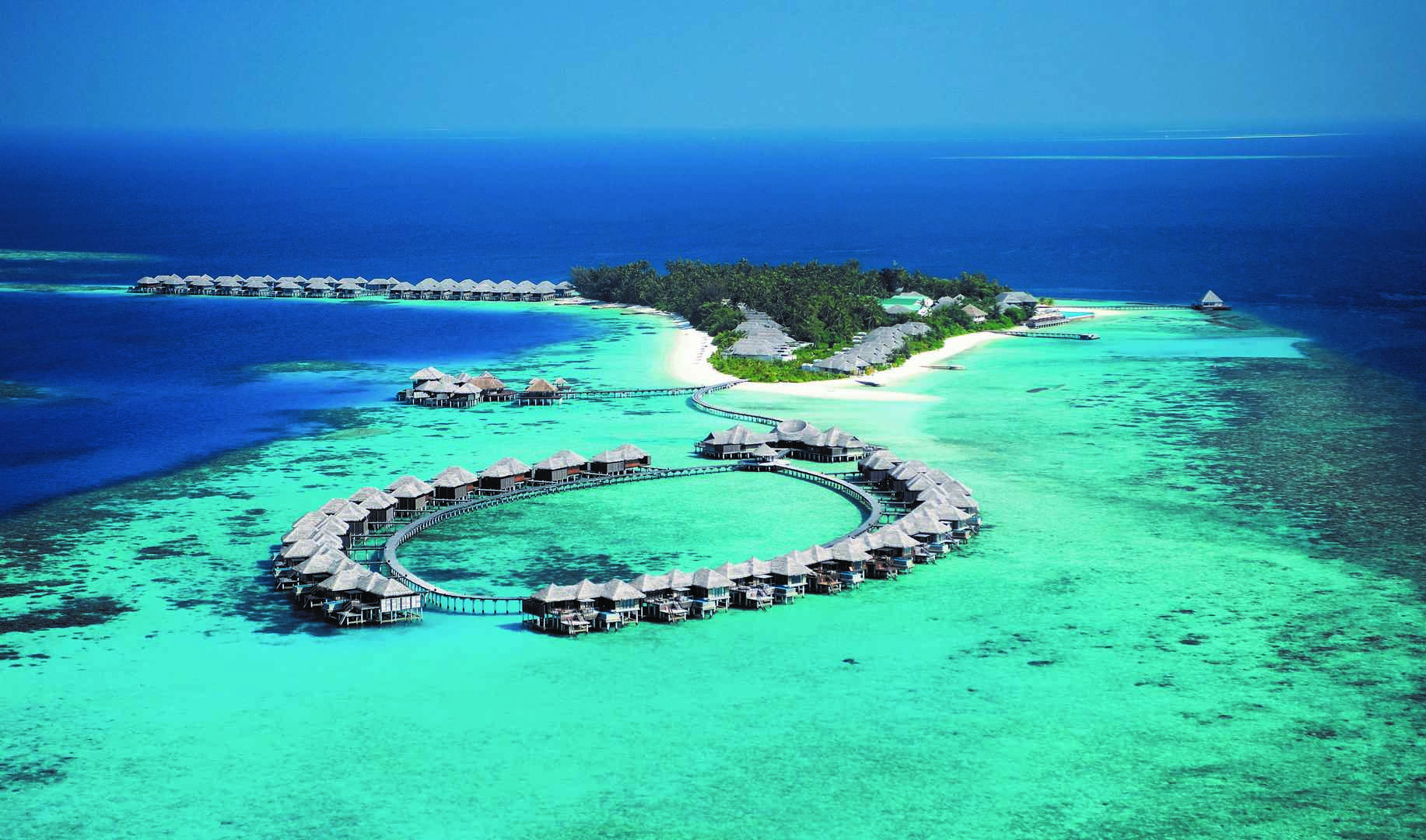 Coco Bodu Hithi Malediven - Schmetterling International GmbH & Co. KG